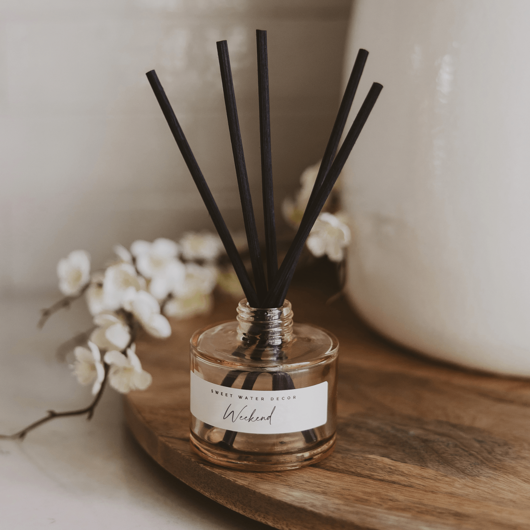 Weekend Tinted Glass Jar Reed Diffuser – The Mustard Seed